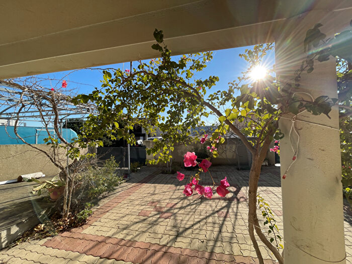 Maison à vendre - Narbonne - 6 pièces - 5 chambres