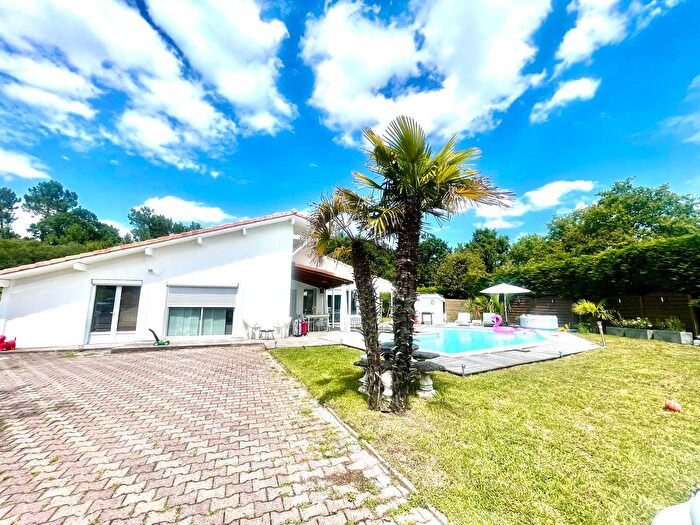 Maison à vendre - Mios - 7 pièces - 5 chambres