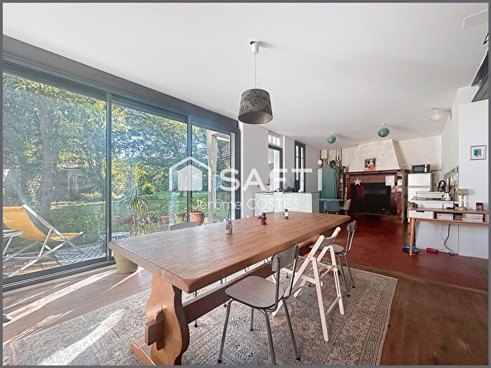 Maison à vendre - Labastide-Saint-Pierre - 5 pièces - 4 chambres