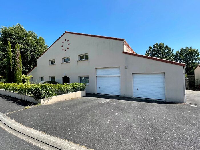 Maison 10 pièces à vendre à Saint-Macaire-en-Mauges
