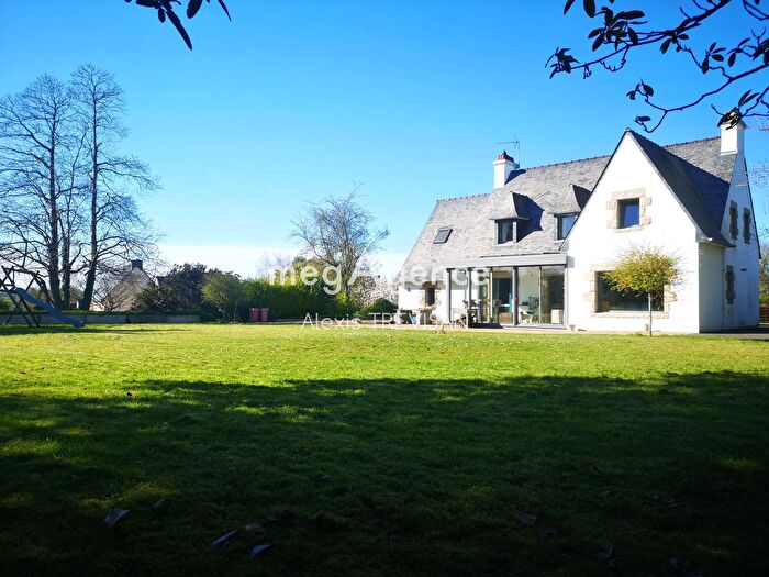 Maison à vendre - Minihy-Tréguier - 7 pièces - 4 chambres