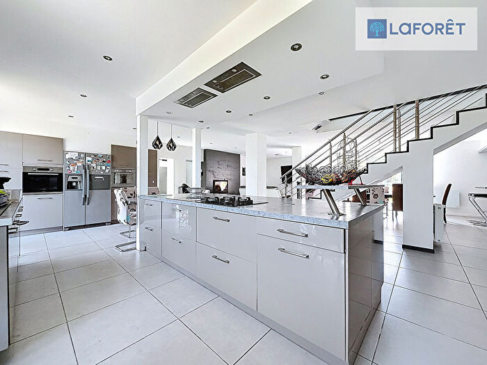 Maison à vendre - Brest, ArcHantel - 8 pièces - 5 chambres