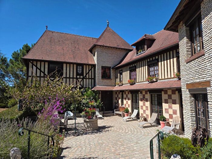 Maison 11 pièces à Blangy-le-Château, à vendre