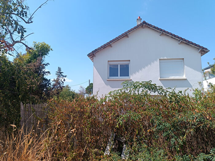 Saint-Sébastien-sur-Loire, Ouest : Maison 5 pièces à louer