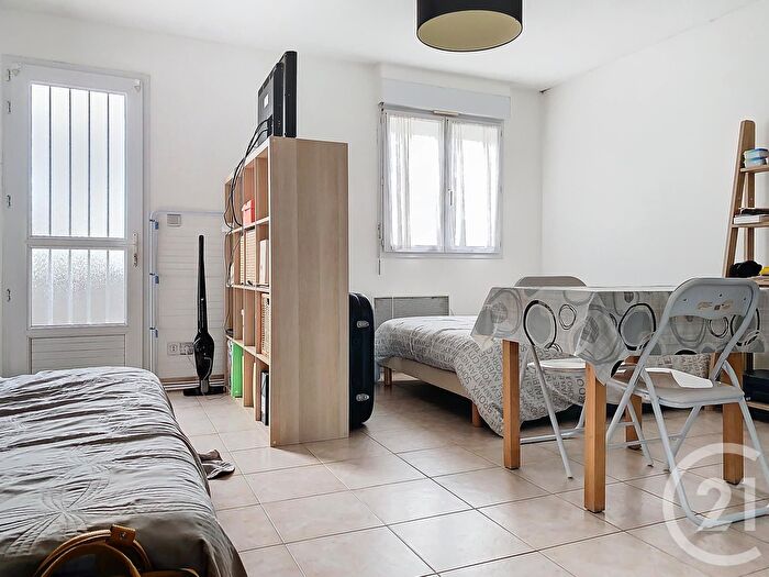 Champs-sur-Marne, Bords de Marne : Appartement 1 pièce à louer