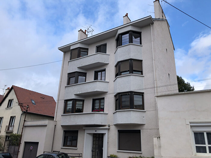 Appartement à louer - Dijon, Les Gènois - 3 pièces - 2 chambres