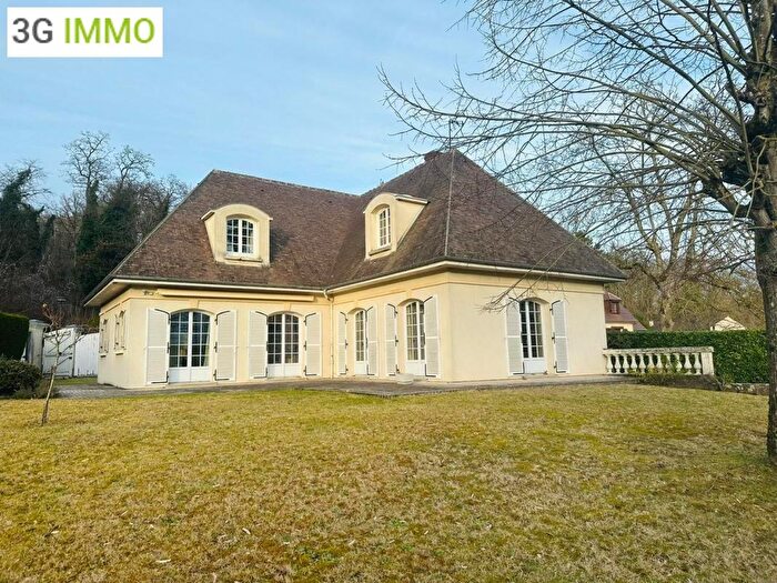 Maison à vendre - Saint-Sauveur - 7 pièces - 5 chambres