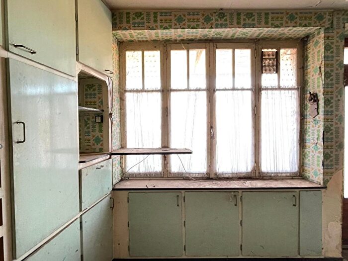 Maison à vendre - Escles - 7 pièces - 4 chambres