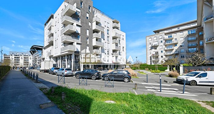 Appartement à vendre - Cergy, Les Hauts-de-Cergy - 2 pièces - 1 chambre