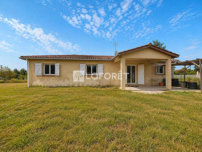 Maison 5 pièces à Le Born, à vendre