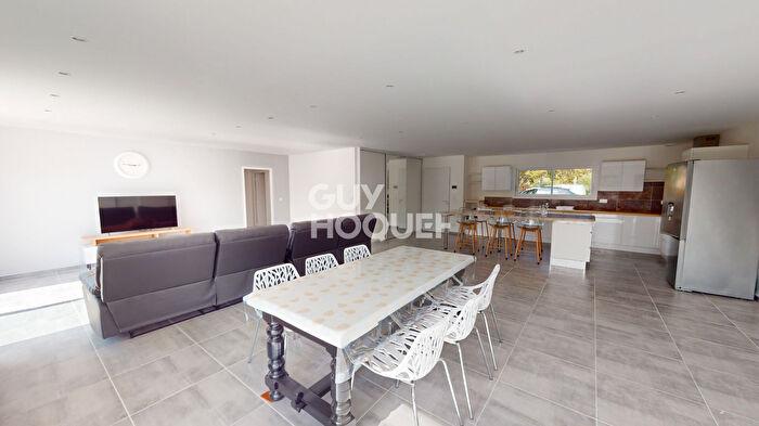 Maison à louer - Labastide-Cézéracq - 7 pièces - 5 chambres