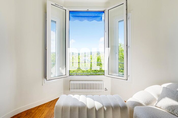 Appartement 3 pièces à Issy-les-Moulineaux, Les Iles, La Ferme, à vendre