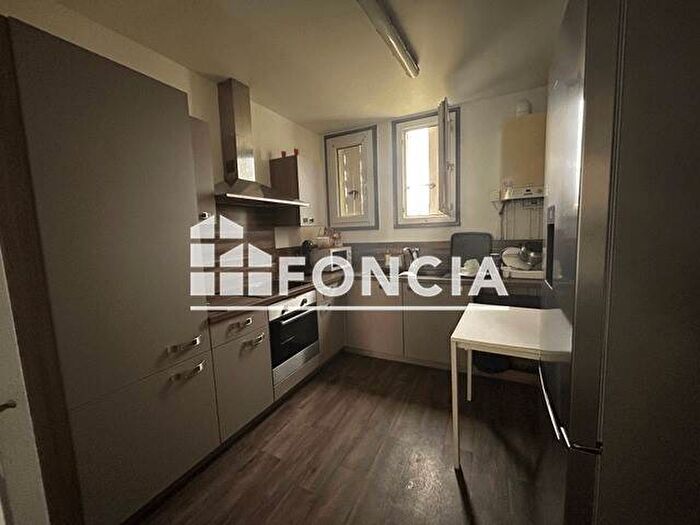 Appartement à louer - Arsenal, Roanne - 3 pièces - 2 chambres