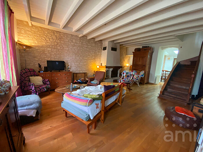 Maison à vendre - Niort, Sainte-Pezenne - 5 pièces - 2 chambres