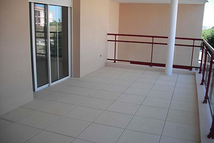 Appartement à vendre - Aramon - 2 pièces - 1 chambre