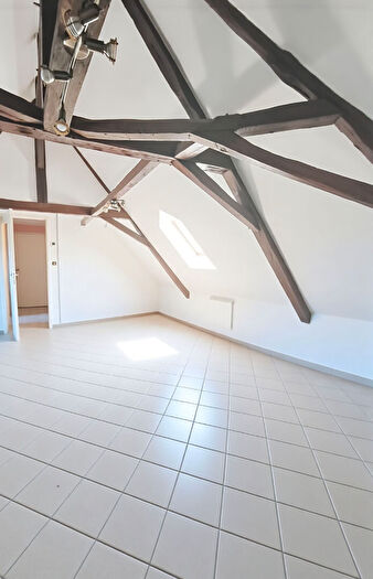 Appartement à louer - La Pouëze - 5 pièces - 3 chambres
