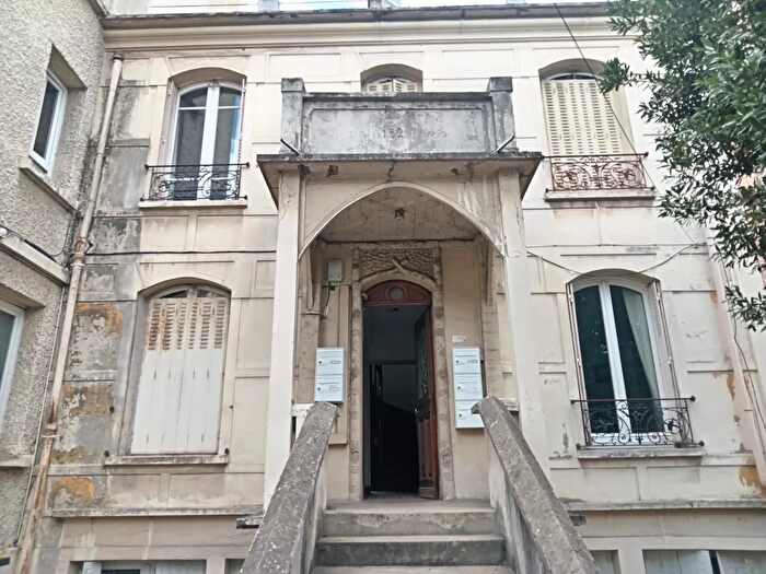 Appartement 2 pièces à Colombes, Agent Sarre, à vendre