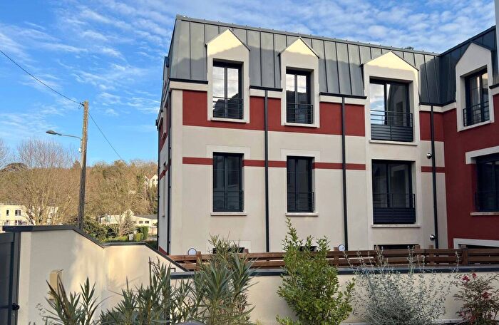 Appartement à louer - Centre Ville-Jonchère, Bougival - 3 pièces - 2 chambres