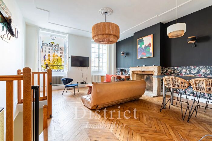 Appartement à vendre - Paris e , Les Iles - 5 pièces - 2 chambres