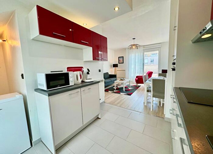 Clairmarais-Charles Arnould, Reims - Appartement 4 pièces à louer
