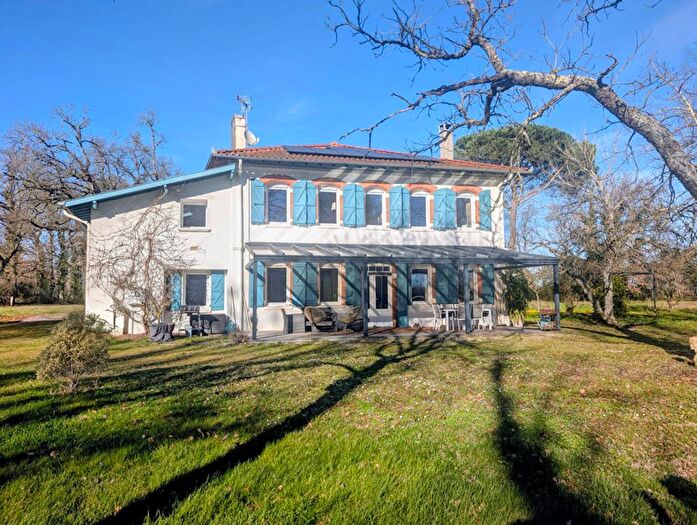 Maison 8 pièces à Poucharramet, à vendre