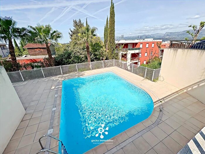 Nice, Corniche Fleurie : Appartement 3 pièces à vendre