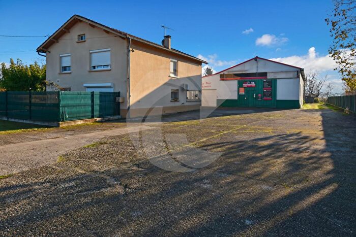 Maison à vendre - Bioule - 4 pièces - 3 chambres