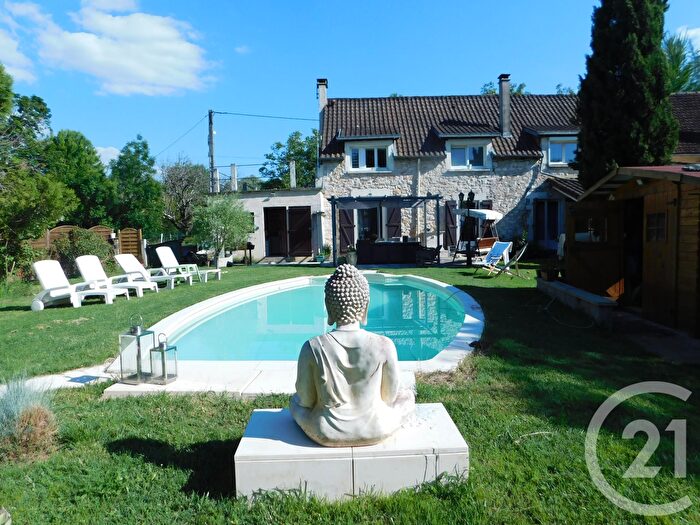 Maison à vendre - Souillac - 5 pièces - 3 chambres