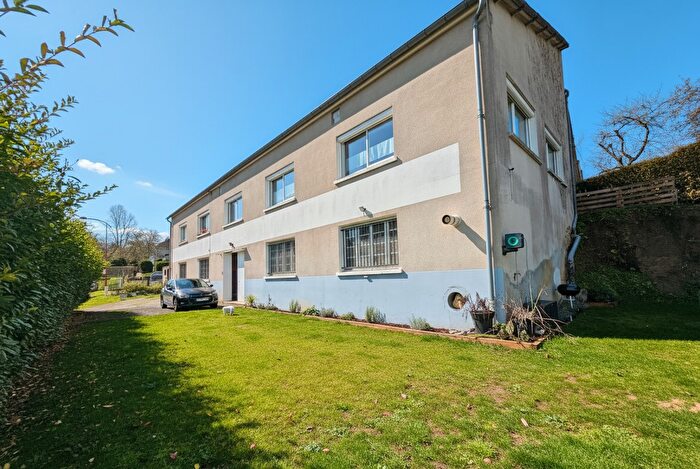 Maison à vendre - Bujaleuf - 5 pièces - 4 chambres