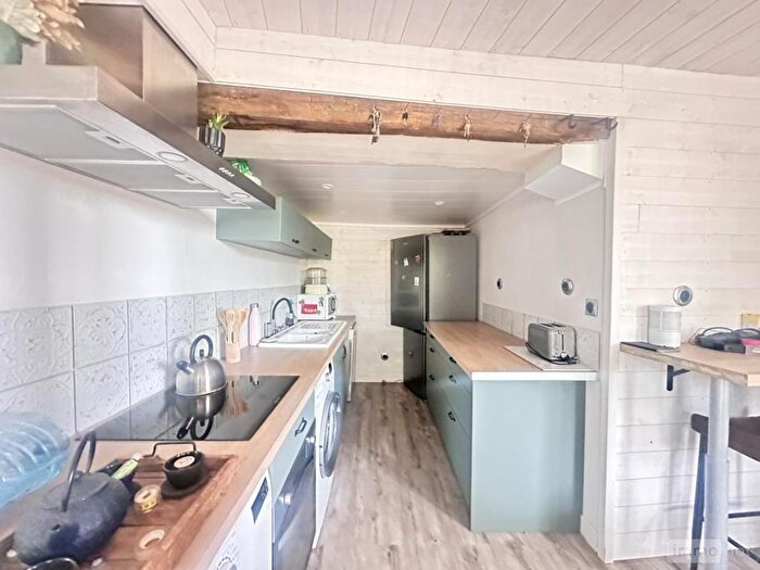 Maison à vendre - Saint-Épain - 3 pièces - 1 chambre