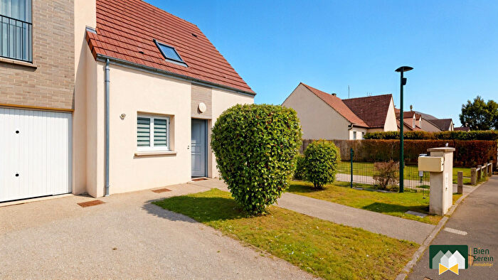 Maison à vendre - Morancez - 4 pièces - 3 chambres