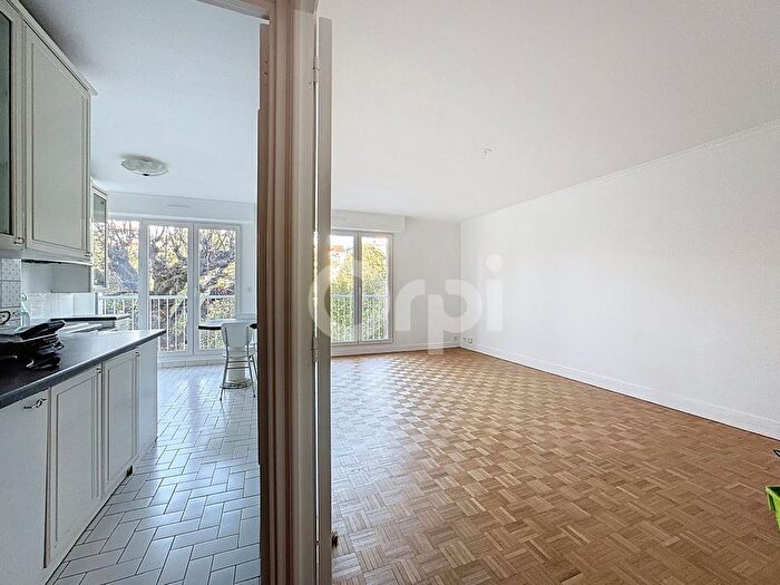 Appartement à vendre - Fontenay-sous-Bois, Proche Bois de Vincennes, Rer A - 4 pièces - 3 chambres