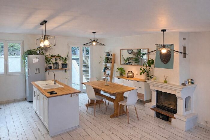 Maison à vendre - Guerville - 7 pièces - 5 chambres