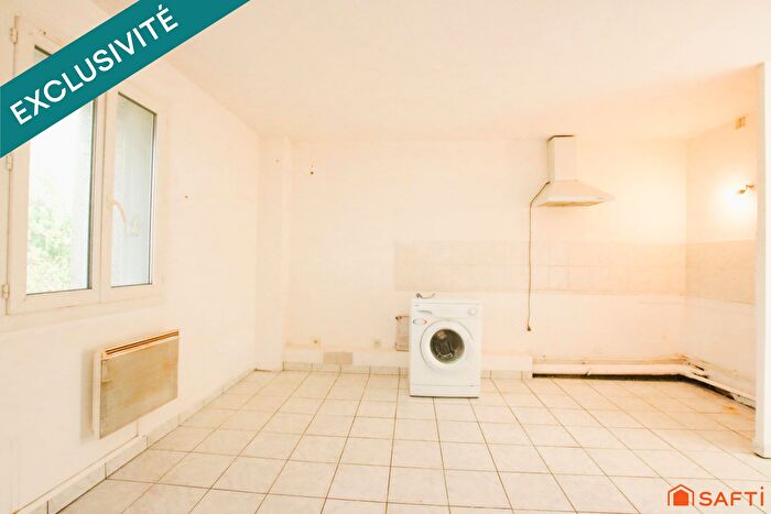 Brétigny-sur-Orge, La Fontaine : Appartement 1 pièce à vendre