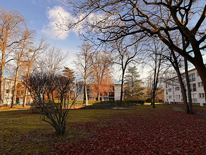 Appartement à vendre - Gouvieux - 5 pièces - 2 chambres