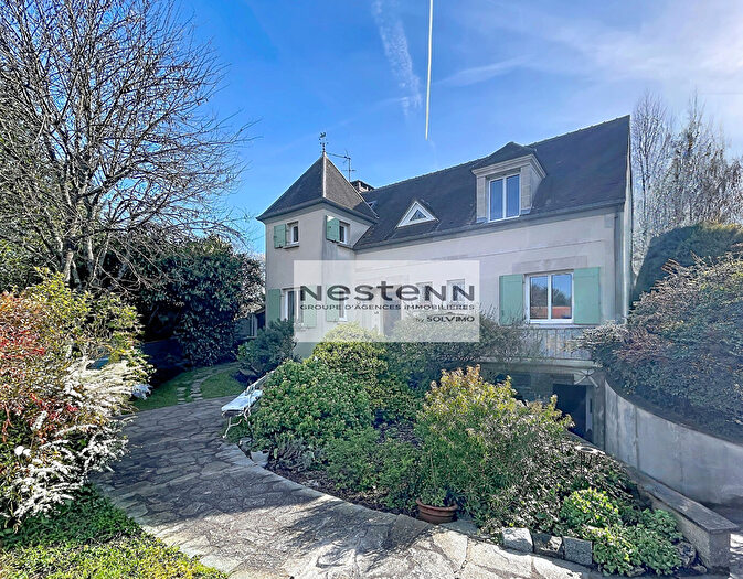 Maison à vendre - Ballancourt-sur-Essonne - 6 pièces - 4 chambres