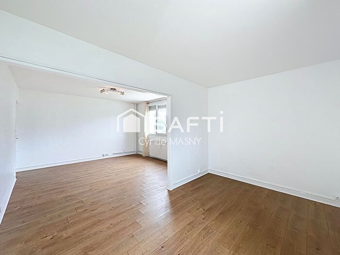 Appartement 4 pièces à vendre à Reims, Barbâtre