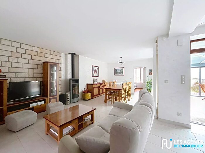 Maison à vendre - Saint-Hilaire-Saint-Mesmin - 5 pièces - 4 chambres