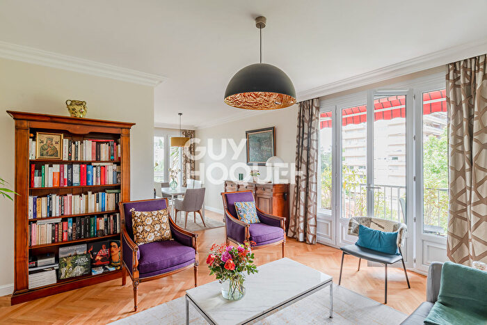 Appartement 4 pièces à Caluire-et-Cuire, Le Bourg, à vendre