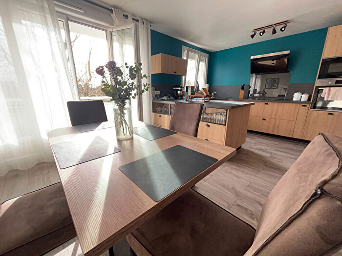 Appartement à vendre - Montigny-le-Bretonneux, La Sourderie Nord - 3 pièces - 2 chambres