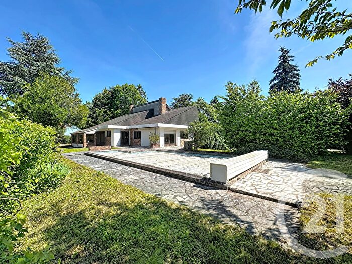 Maison 9 pièces à Chaingy, à vendre