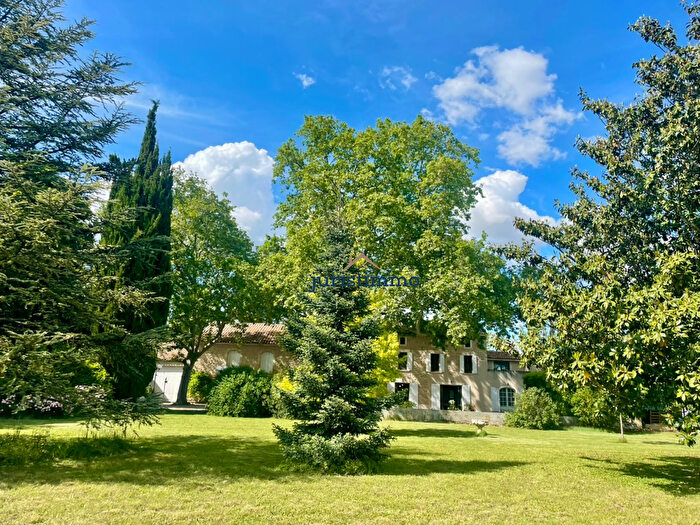 Camaret-sur-Aigues - Maison 8 pièces à vendre