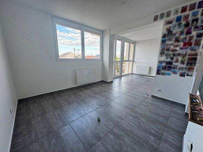 Laon Zola-Neufchâtel-Orgeval, Reims - Appartement 3 pièces à louer