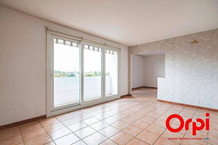 Appartement 4 pièces à Vaux, Laon, à louer