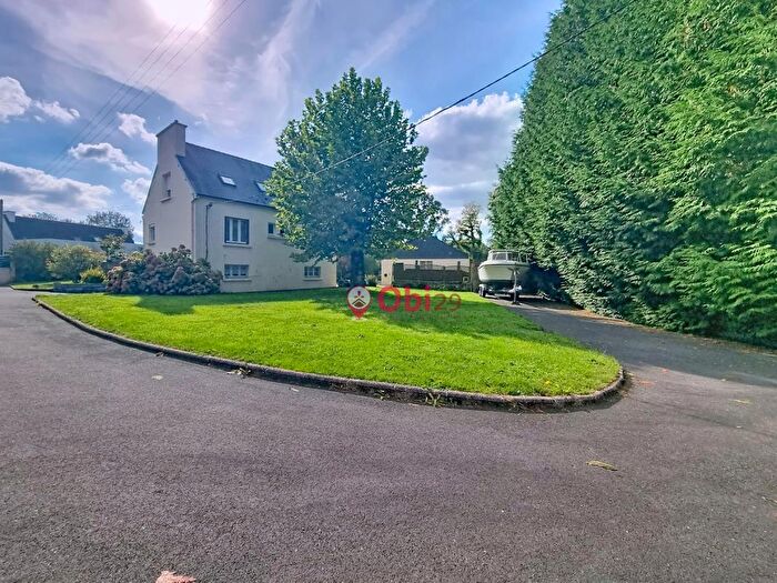 Maison à vendre - Châteauneuf-du-Faou - 8 pièces - 4 chambres