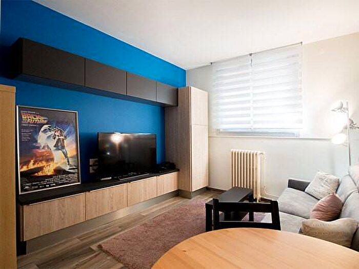 Appartement 3 pièces à louer à Espaces Jeunes, Issy-les-Moulineaux