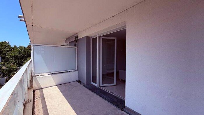 Appartement 3 pièces à Bordeaux-Lac, à louer