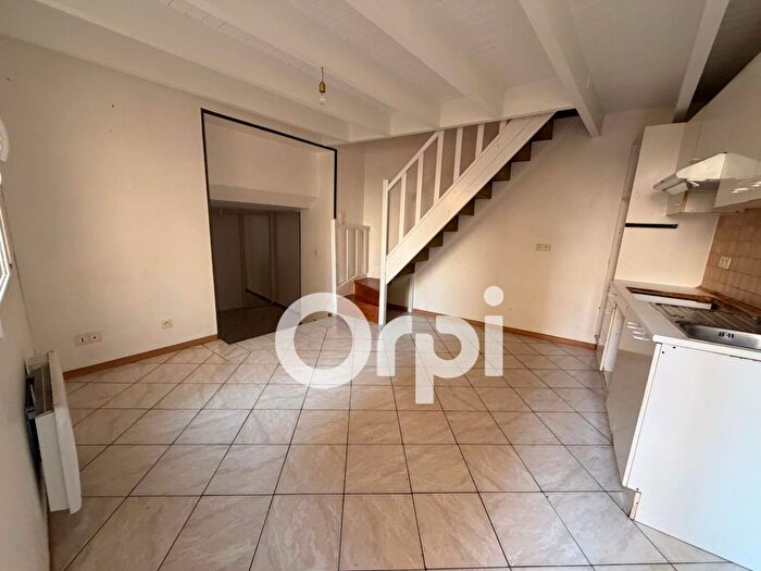 Appartement 2 pièces à Surgères, à louer