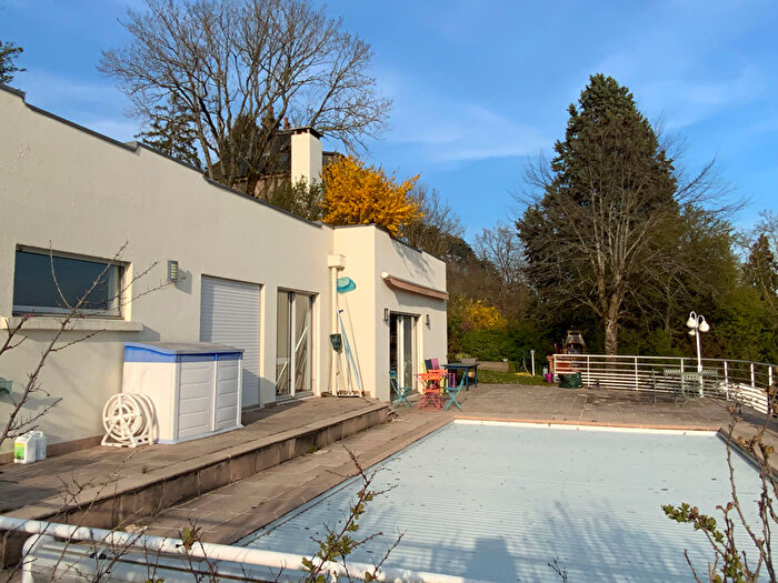 Maison à vendre - Le Creusot - 7 pièces - 5 chambres