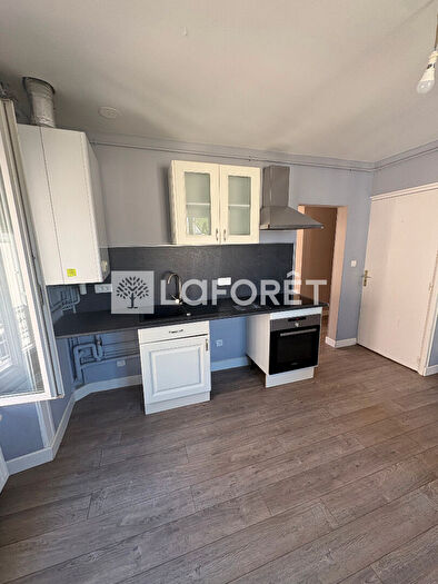 Appartement 4 pièces à Riom-ès-Montagnes, à louer